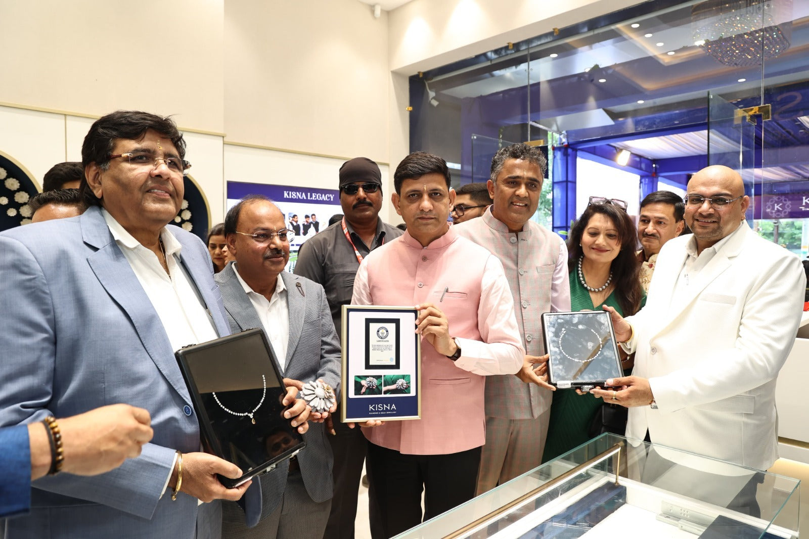KISNA Diamond & Gold Jewellery launches its first exclusive showroom in ...